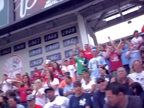 Let's Go Phillies Chant in Yankee Stadium - YouTube