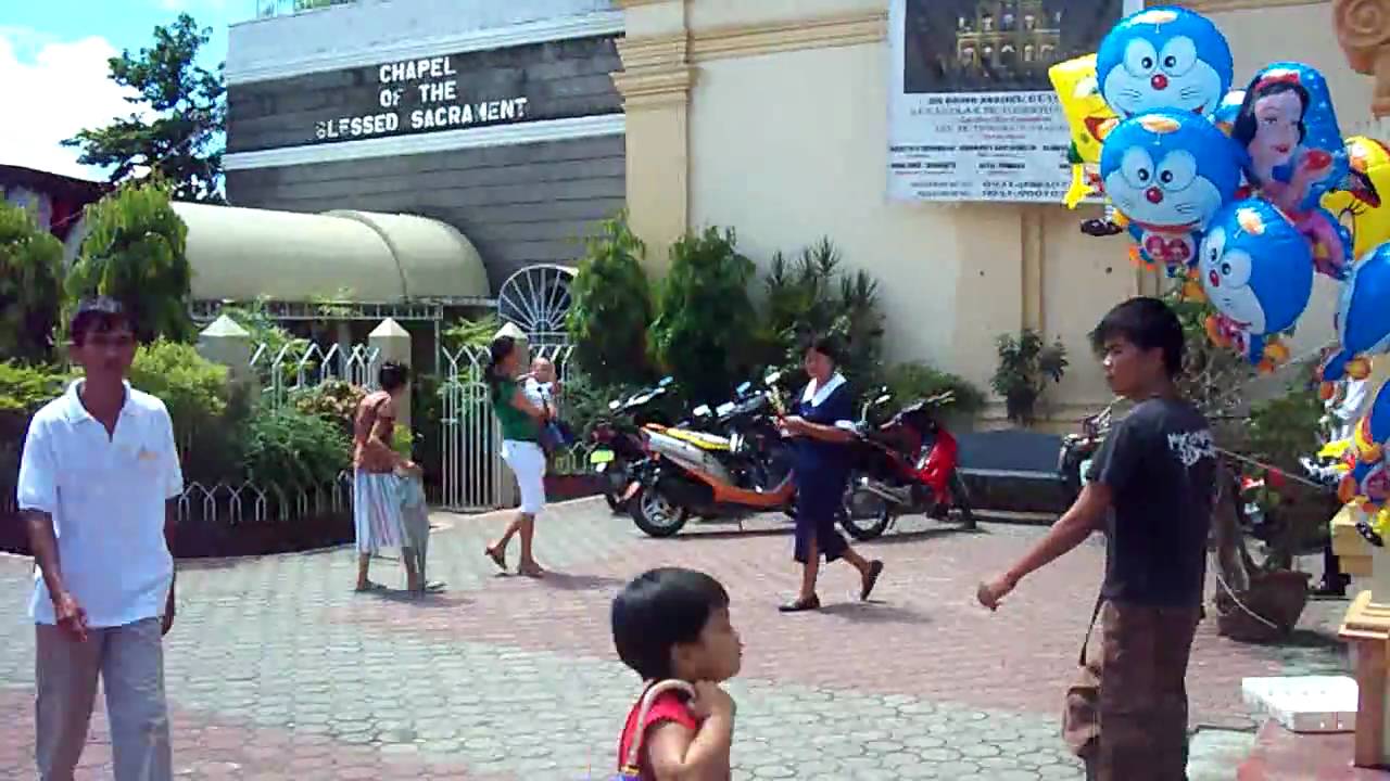 Macabebe Town Fiesta Parade 2009 (Part XV) - YouTube