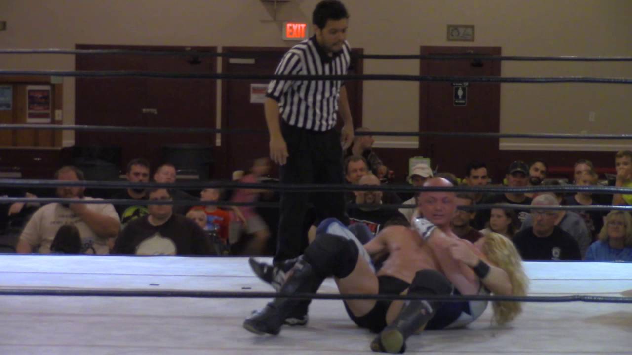Oleg the Usurper &Icarus vs Gran Akuma & Hallowicked - YouTube