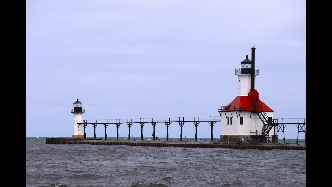 #67 & 68 St Joseph North Pier Inner and Outer Lighthouses - YouTube