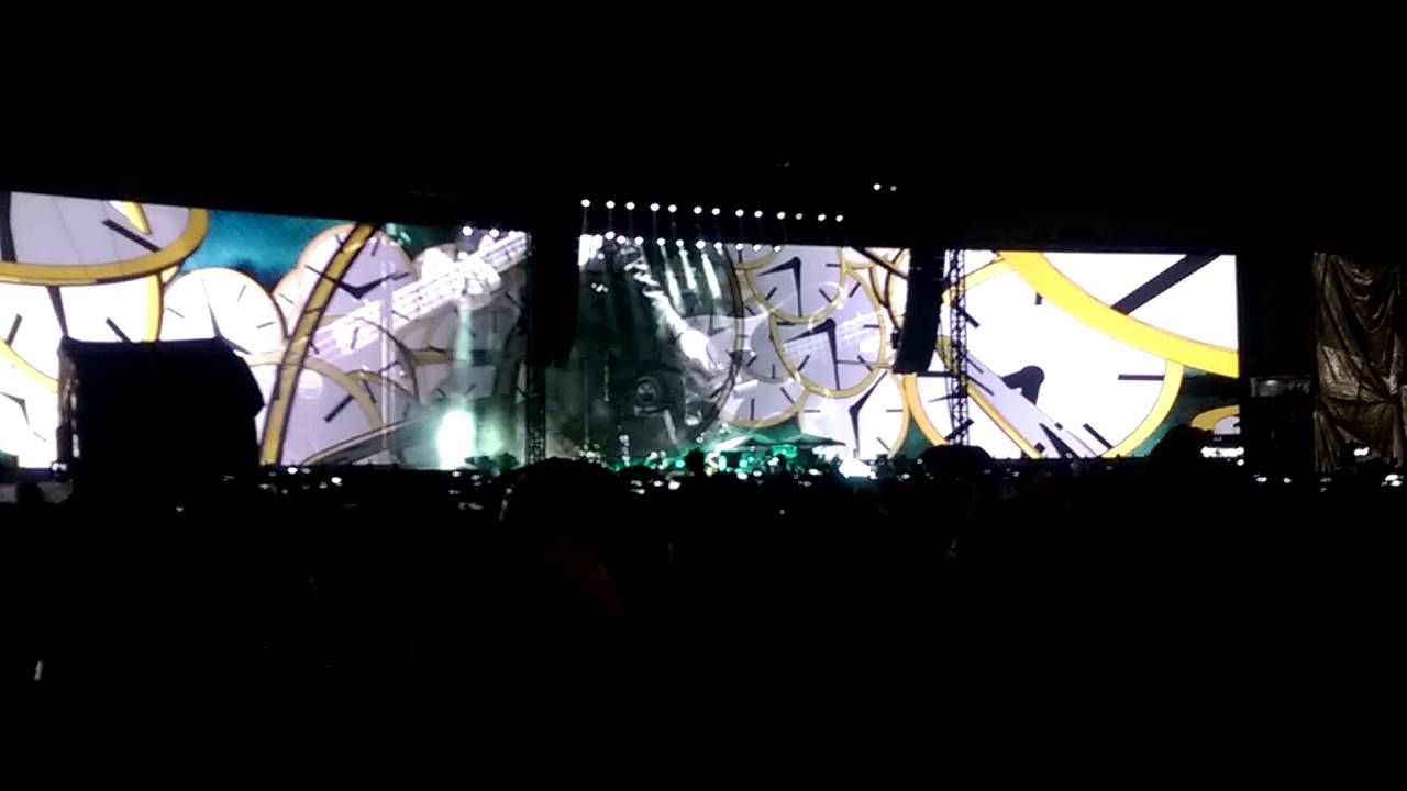 Roger Waters Live Mexico 2016 Zocalo 2 de 16 - YouTube