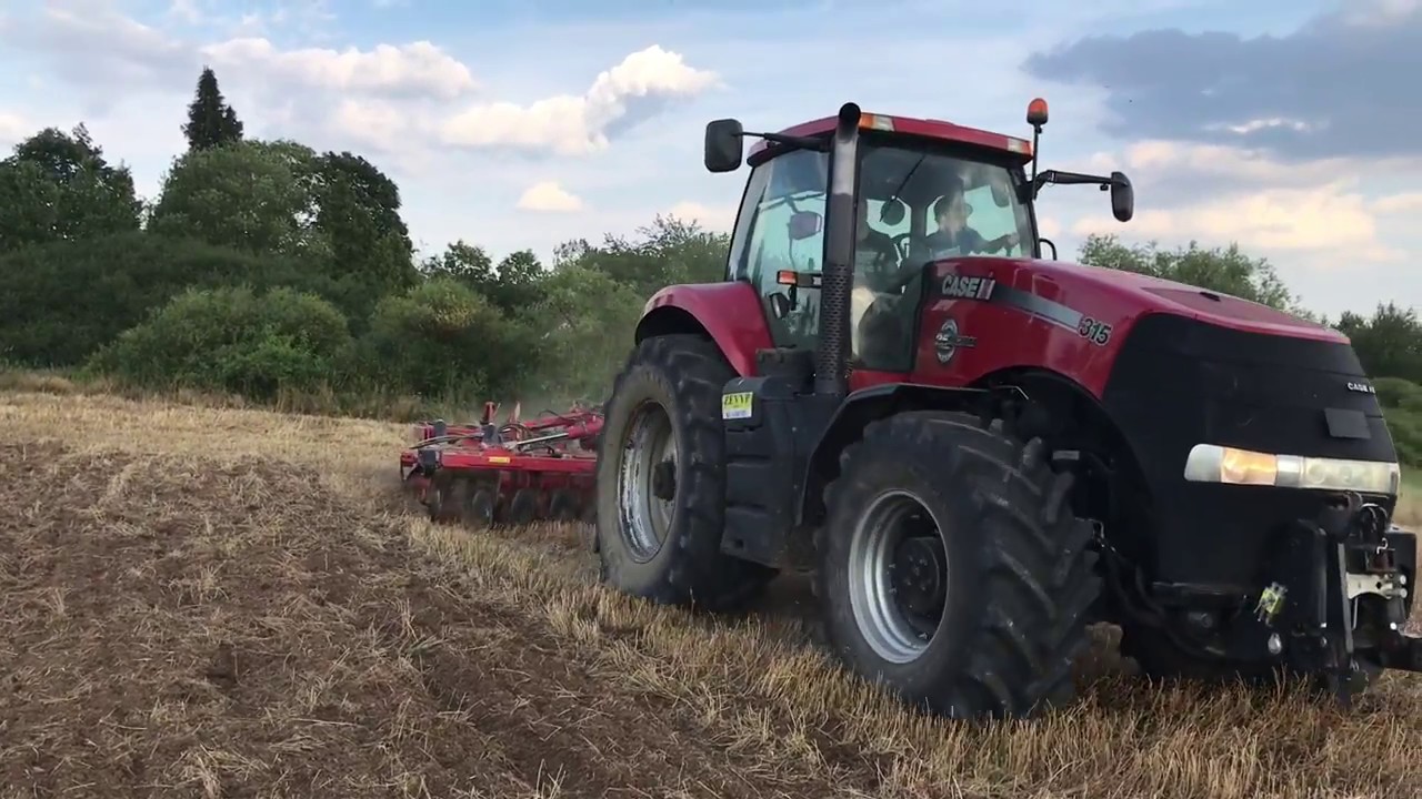 Case Magnum 315 with Horsch Tiger 4MT Bodenbearbeitung 2018 - YouTube
