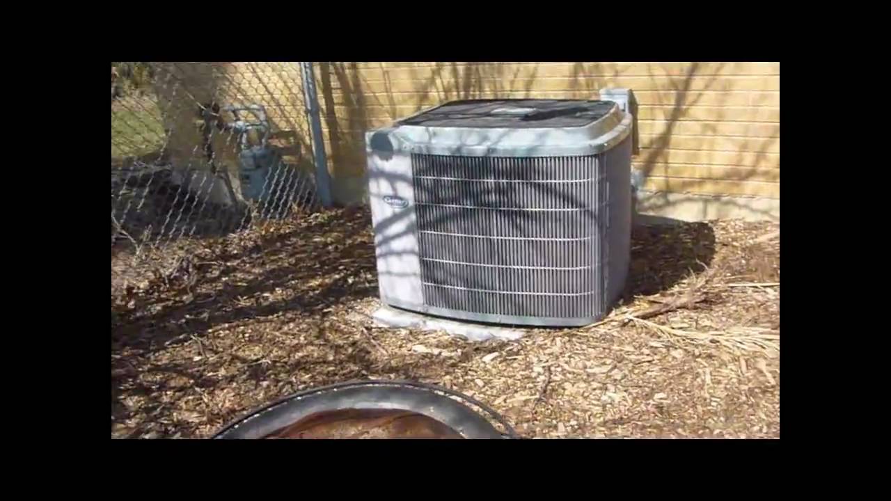 2001 2-Ton Carrier condensing unit - YouTube