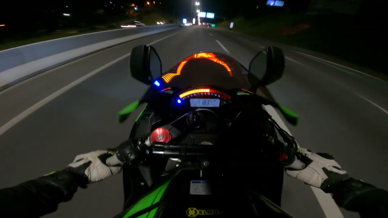 Awesome night ride with ZX10R | Pops and Bangs | 4K res - YouTube