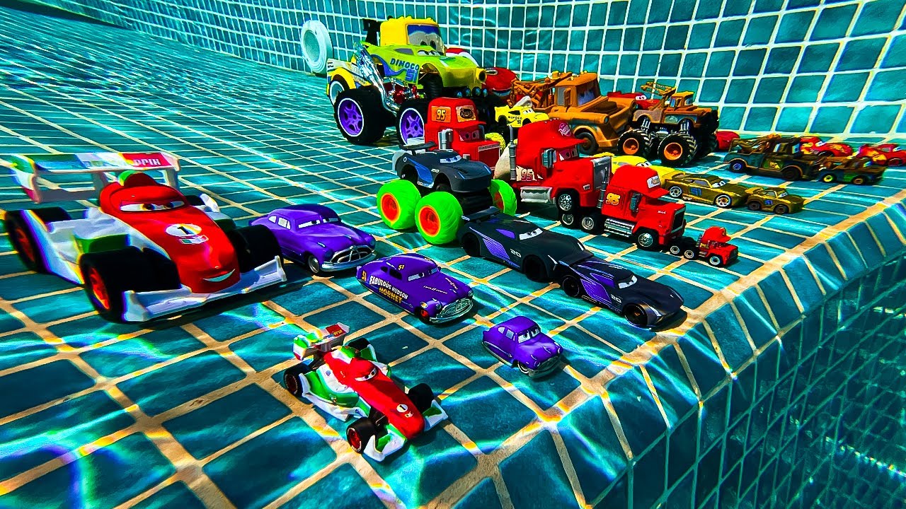 Disney Pixar Cars falling into deep pool, Lightning McQueen, Tow Mater ...