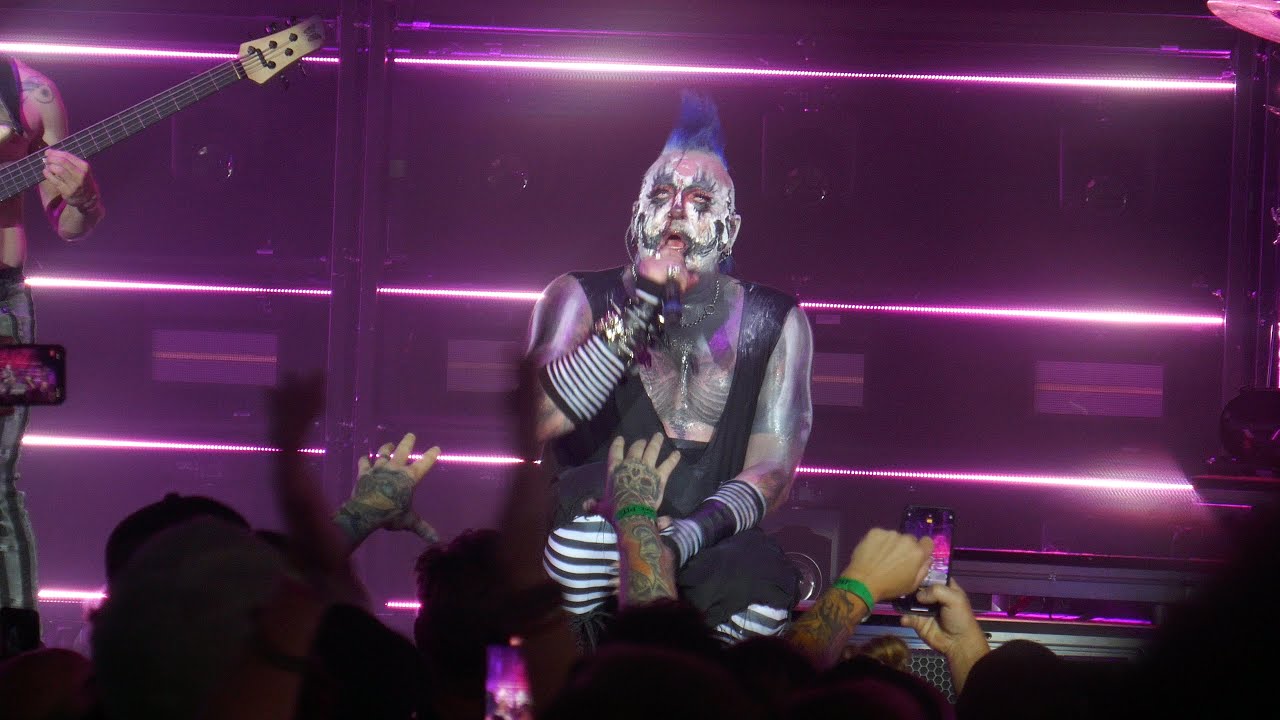 Mudvayne - Not Falling - Live 2022 - YouTube