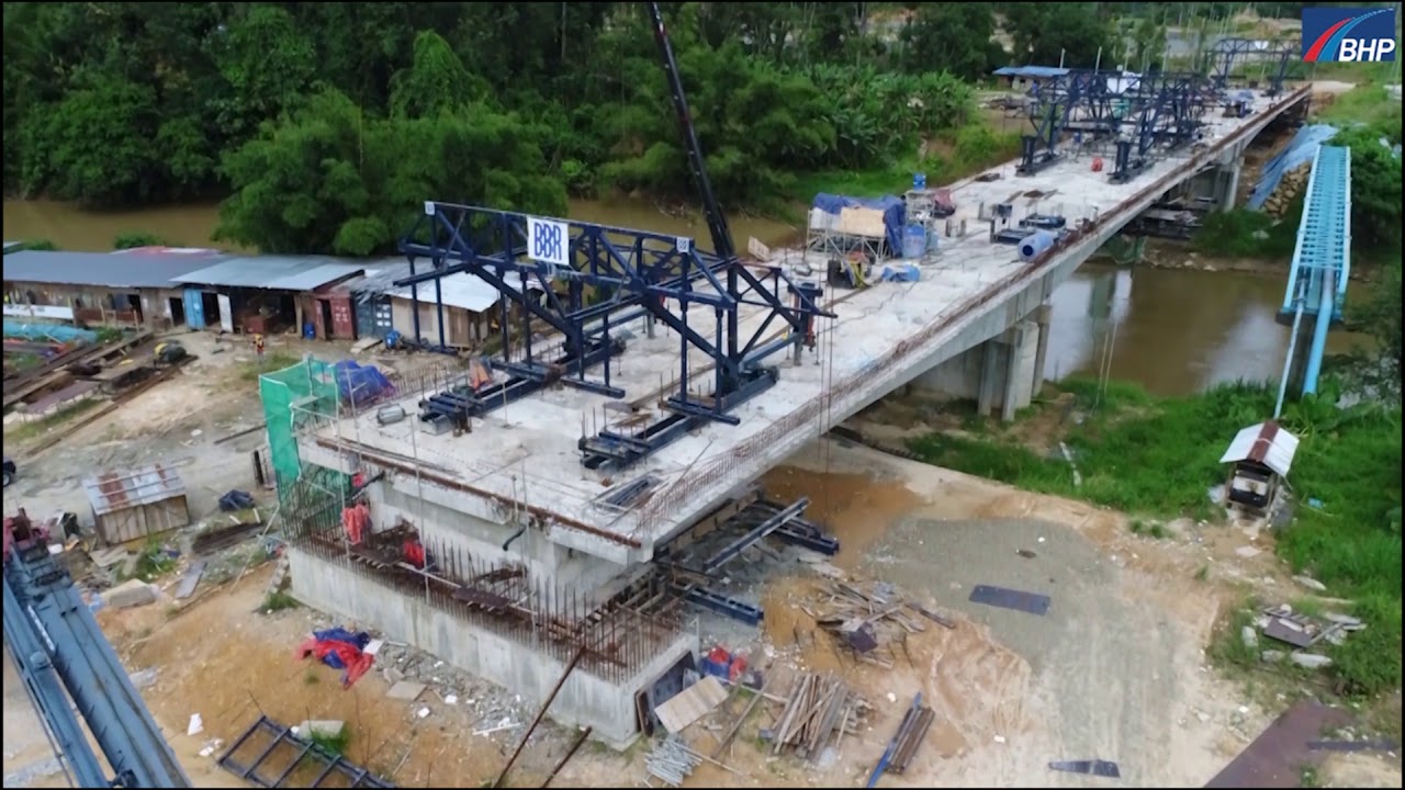 Construction of new bridge at Sg, Papar in Kg. Simpudu, Papar (Work ...