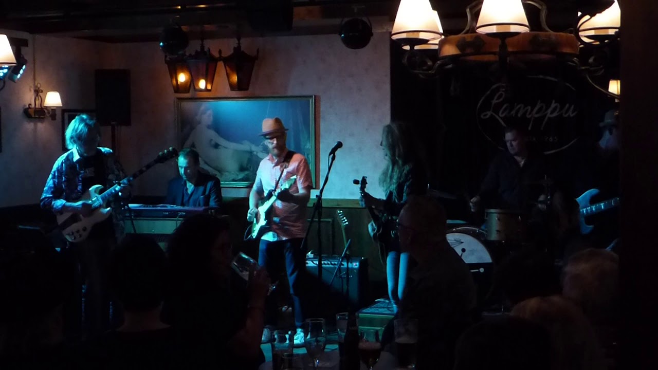 Maria Hänninen & Jarmo Nikku & House band, I Want to Be Loved - YouTube
