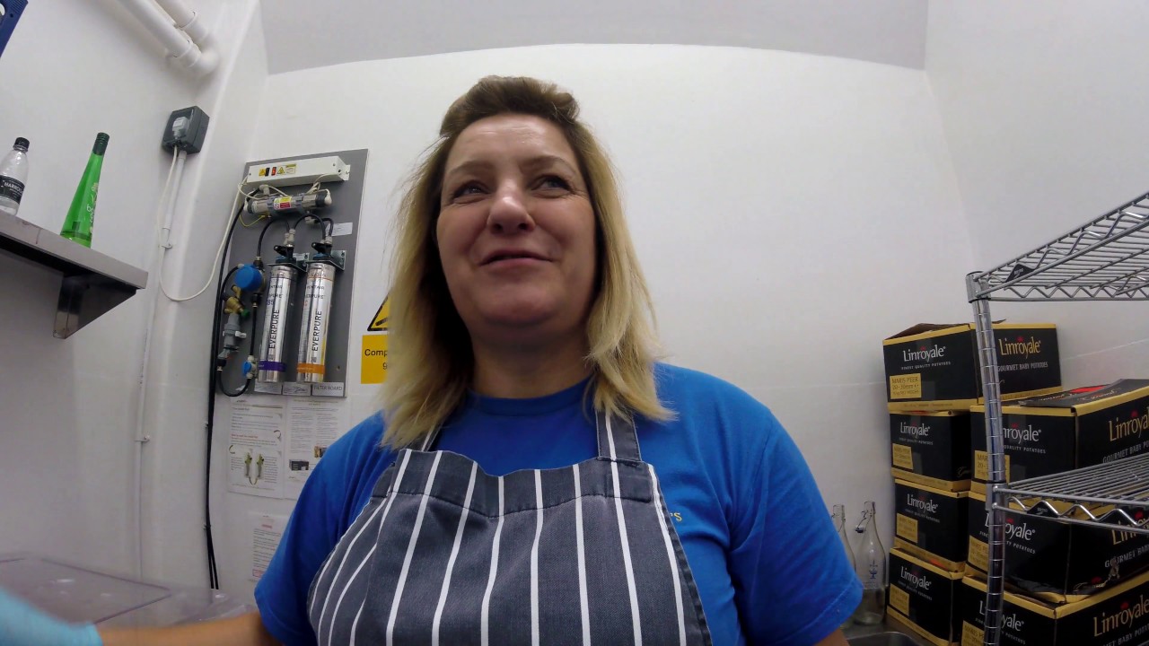 St. Edward's Oxford - Gaudy Cooking - YouTube