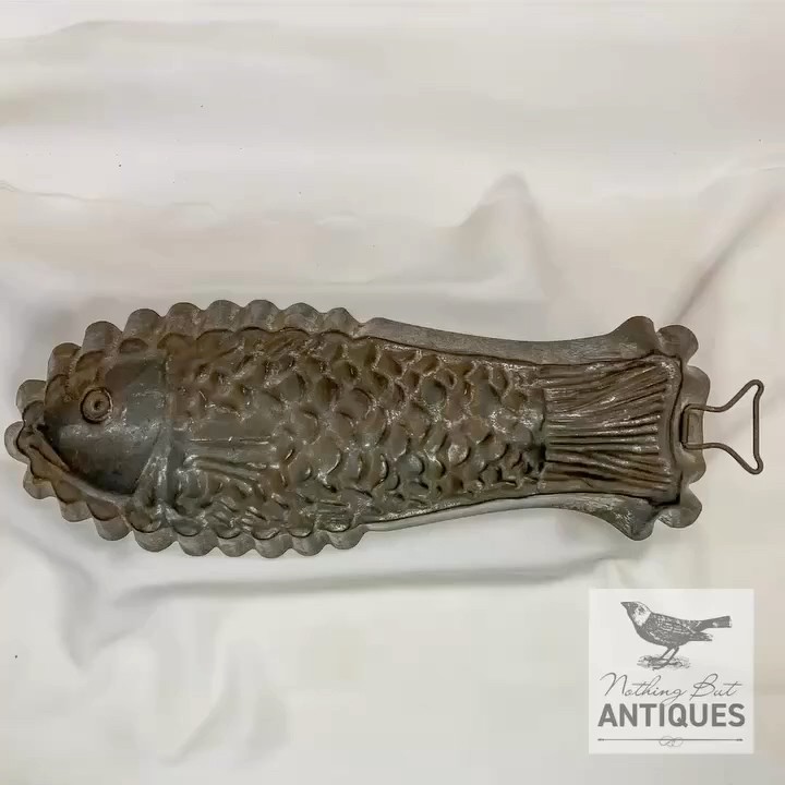 Antique Victorian Primitive Tin Aspic Fish Jelly Mold, ca. 1900s - YouTube