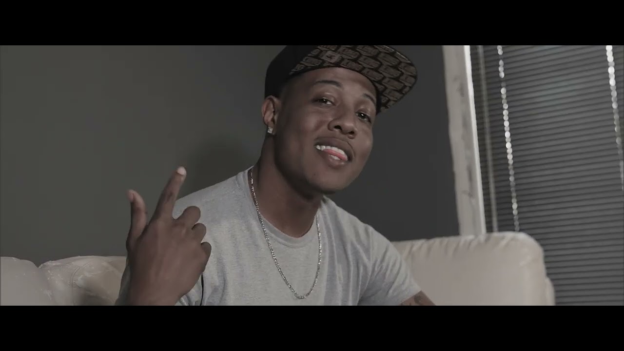 J Royale- Strung Out (Official Video) - YouTube