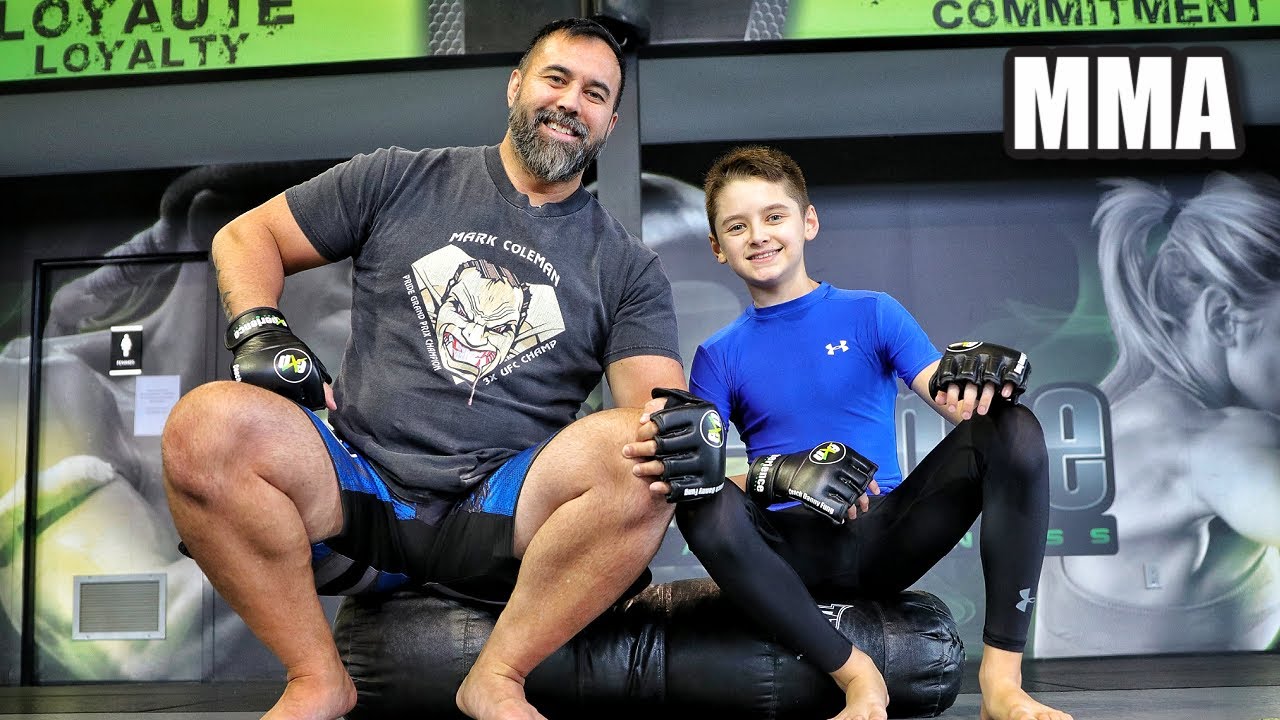 MMA Ground & Pound | Striking Inside the Closed Guard - YouTube