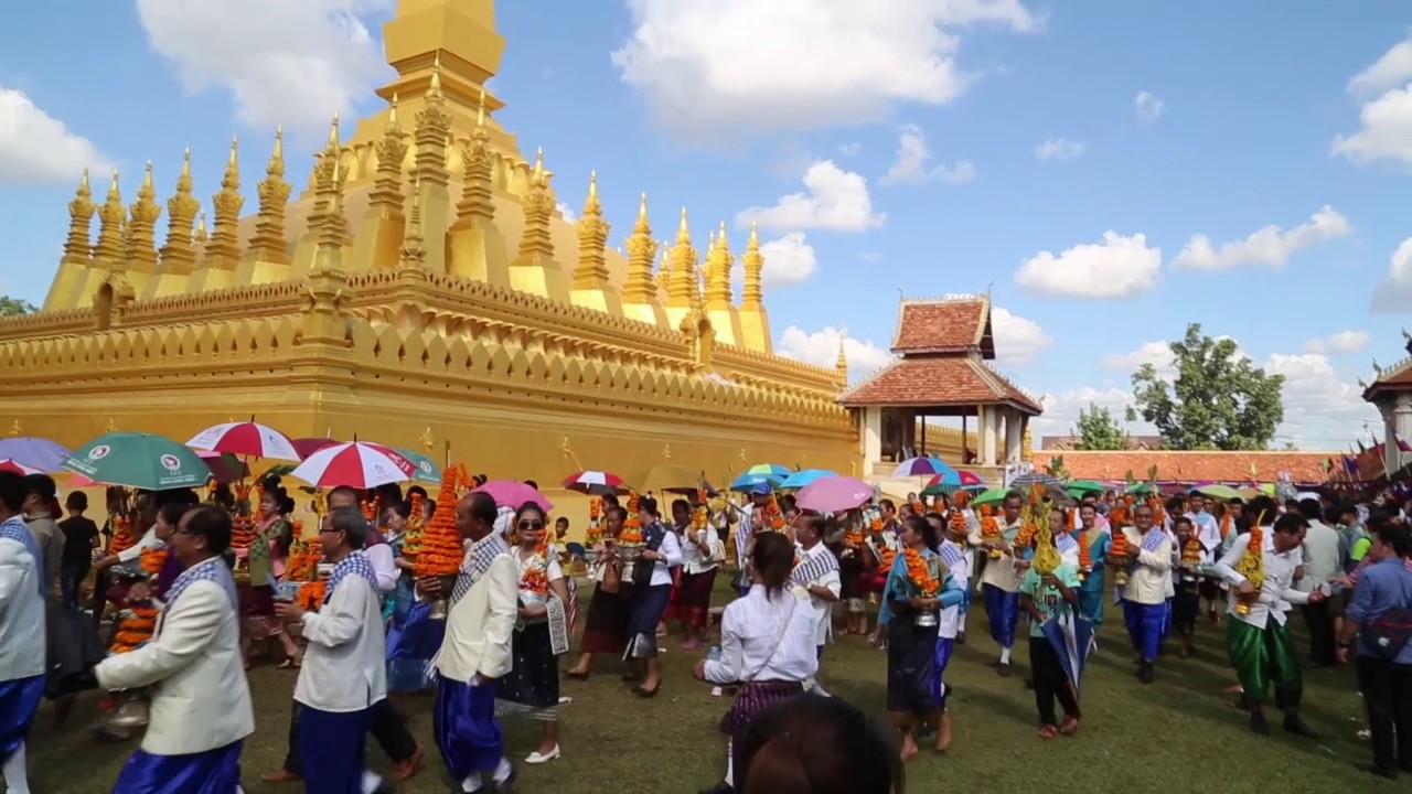 Stunning wax castle procession reflects rich Lao culture. - YouTube