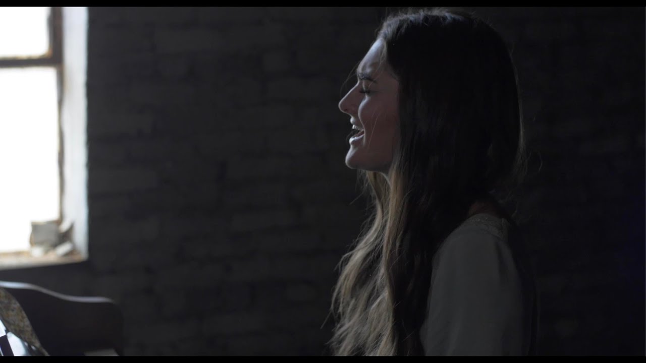 Anna Hamilton - Stay (Live Acoustic) - YouTube