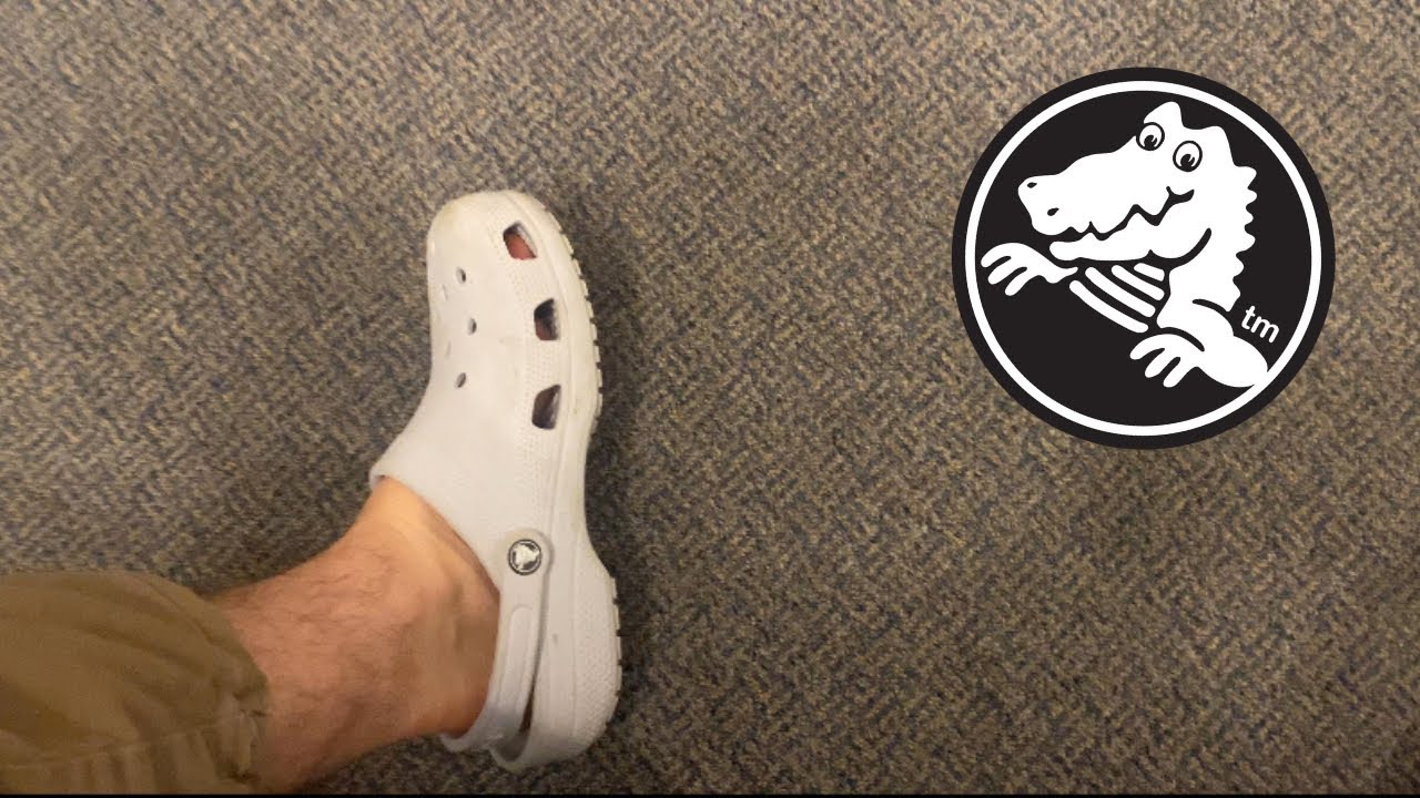 How To Wear a Croc - YouTube