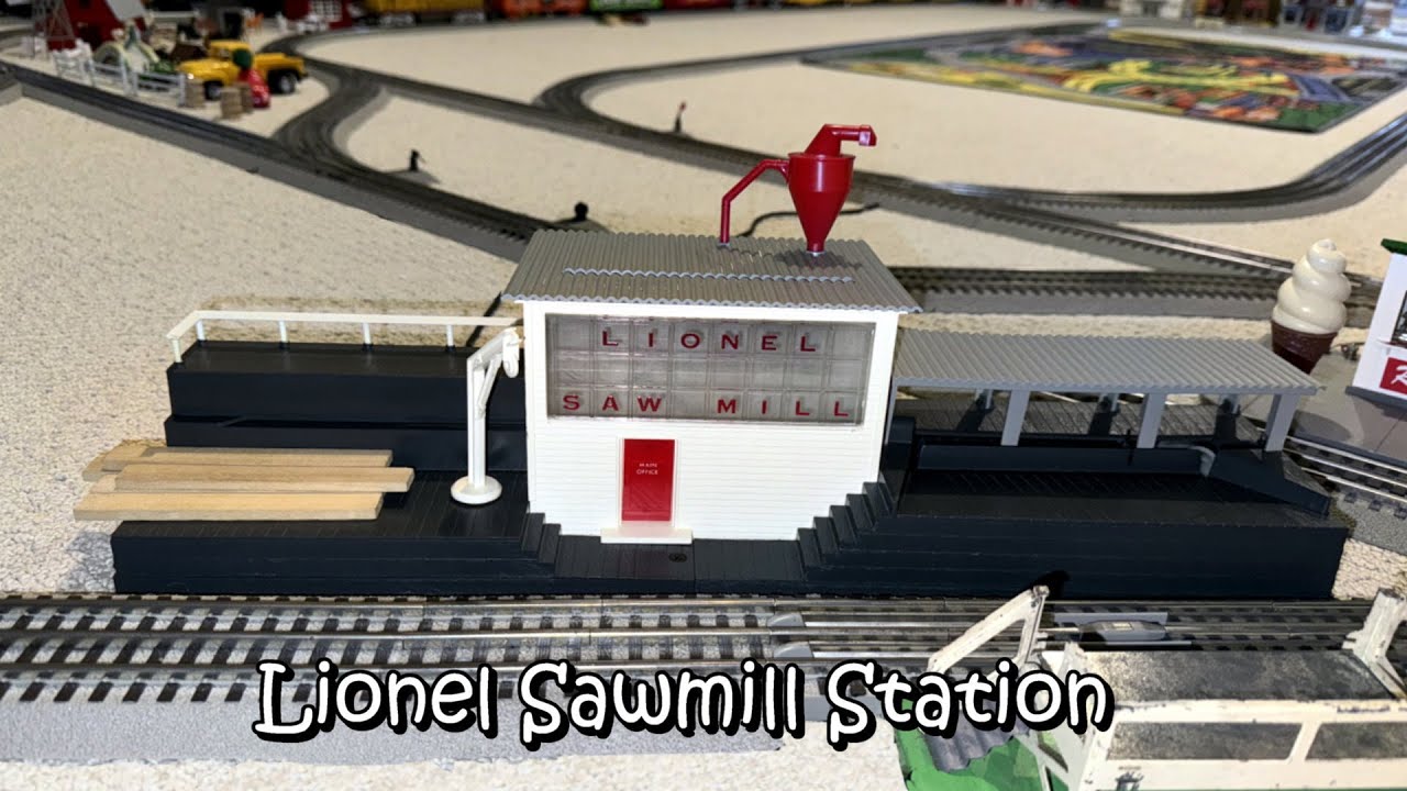 Operating Sawmill Station - Lionel Trains - YouTube