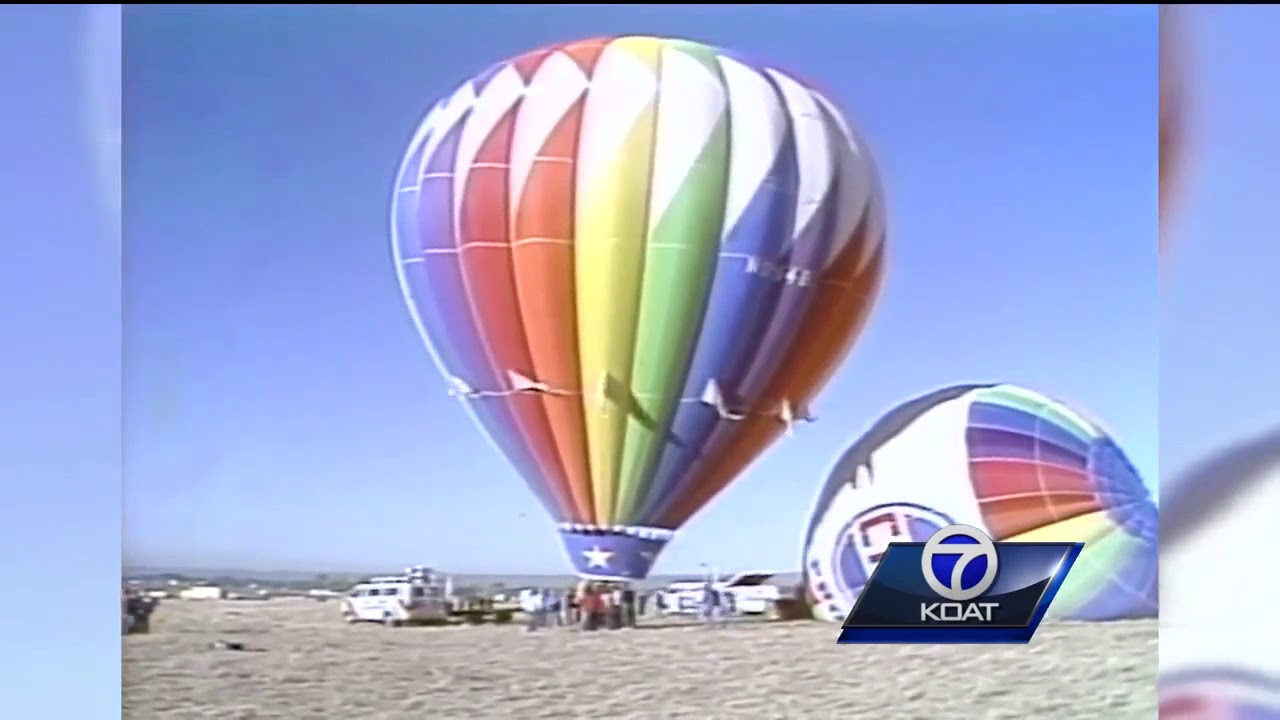 Video Vault: Coyote Roadrunner Race at Balloon Fiesta - YouTube