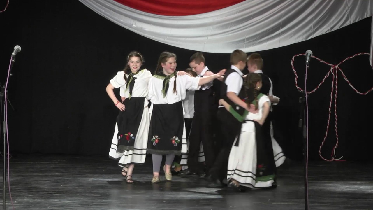ROTE ROSE TANZGRUPPE 2017 - YouTube