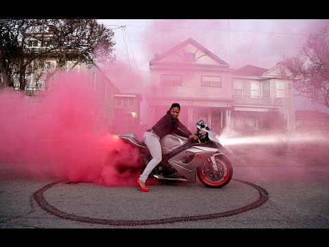 Caramel Curves All Female Biker Squad in New Orleans - YouTube