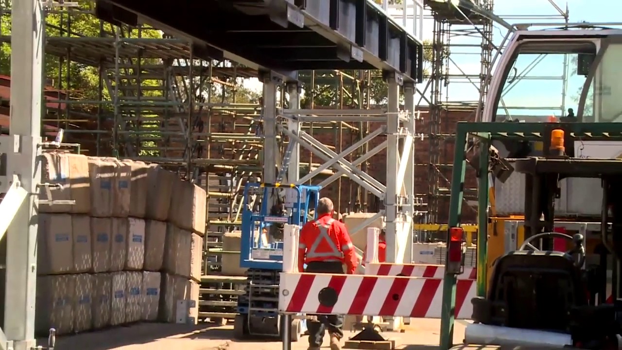 10kPa Overhead Protection System for Scaffolding - YouTube