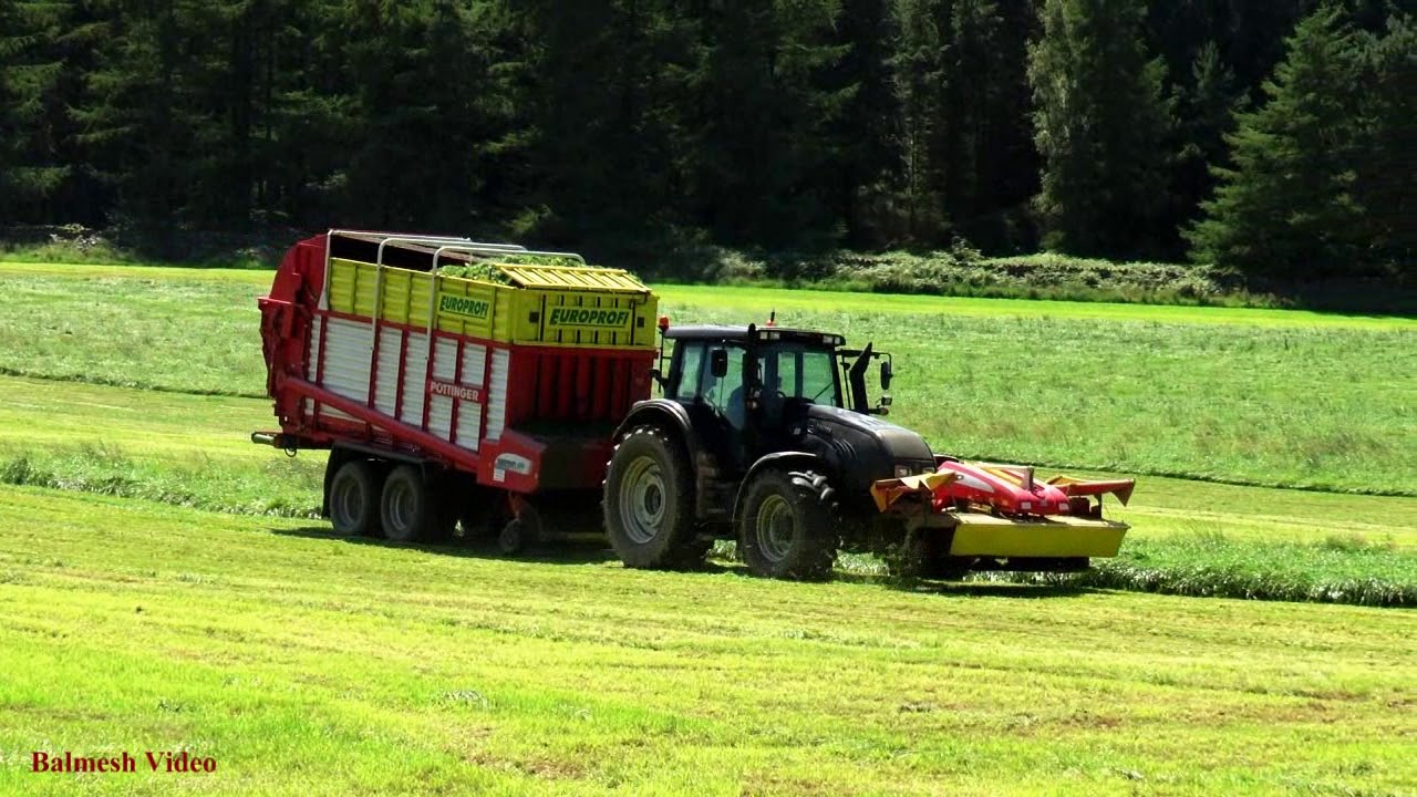 Zero-Grazing - Getting it In. - Valtra and Pottinger Action. - YouTube