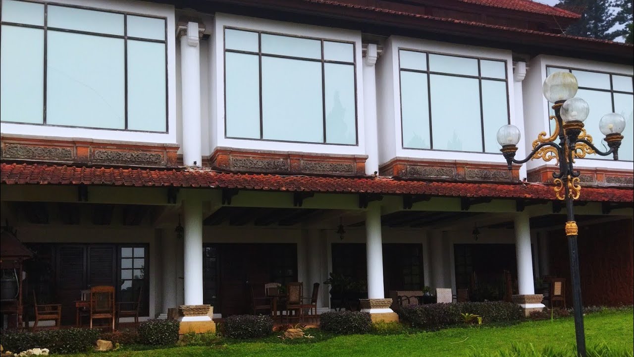 Royal Trawas Hotel, Villa & Cottages Mojokerto - YouTube