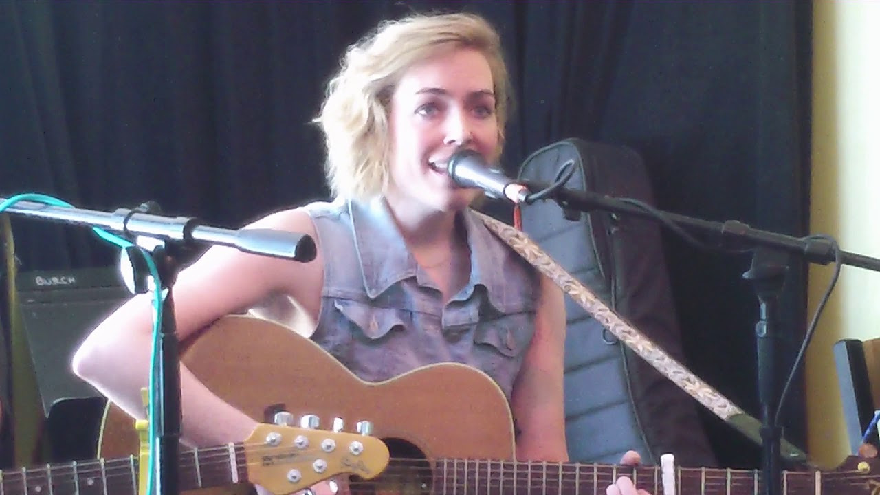 Natalie Price - I am loosing you - NeWorlDeli 6/2/19 - YouTube