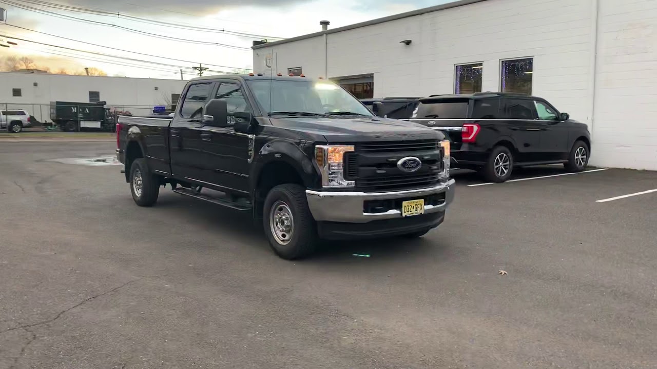 Ford F250 Police Utility - YouTube