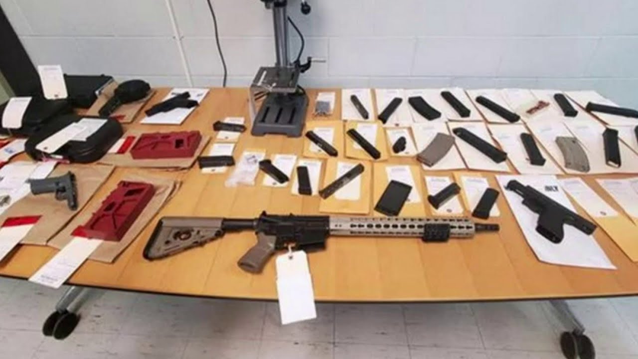 New tech helps Detroit police seize guns from illegal operation - YouTube