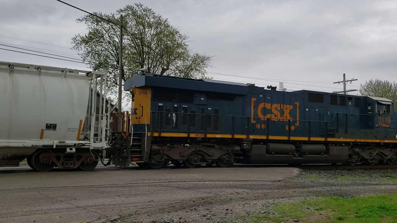 CSX 3394 & 8235 - YouTube