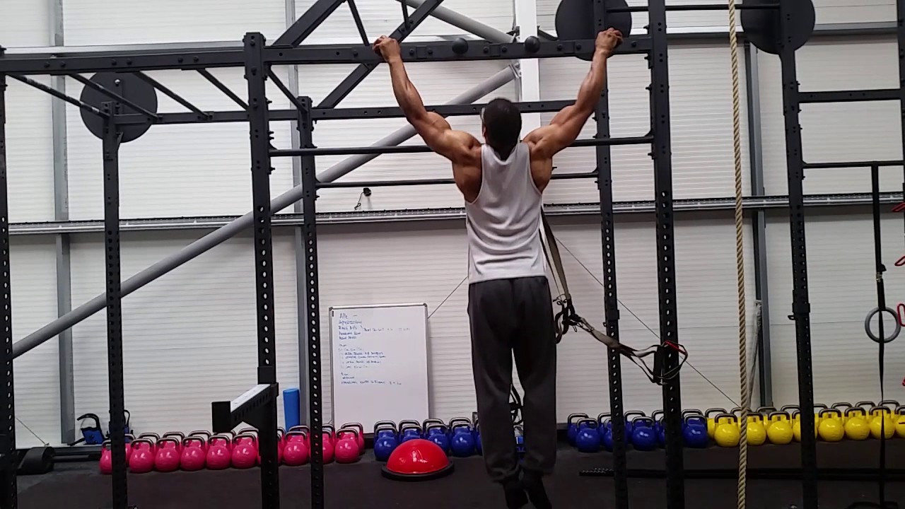 Ball grip pull-ups for MMA and BJJ in Cardiff - YouTube