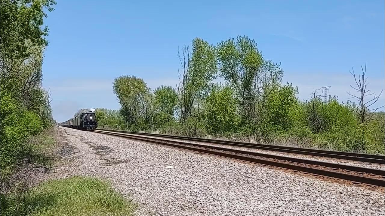 CP 2816 steam loco at Pleasant Prairie, WI - YouTube