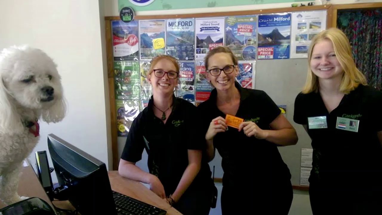 Agents Spin and Win 2017 - YouTube