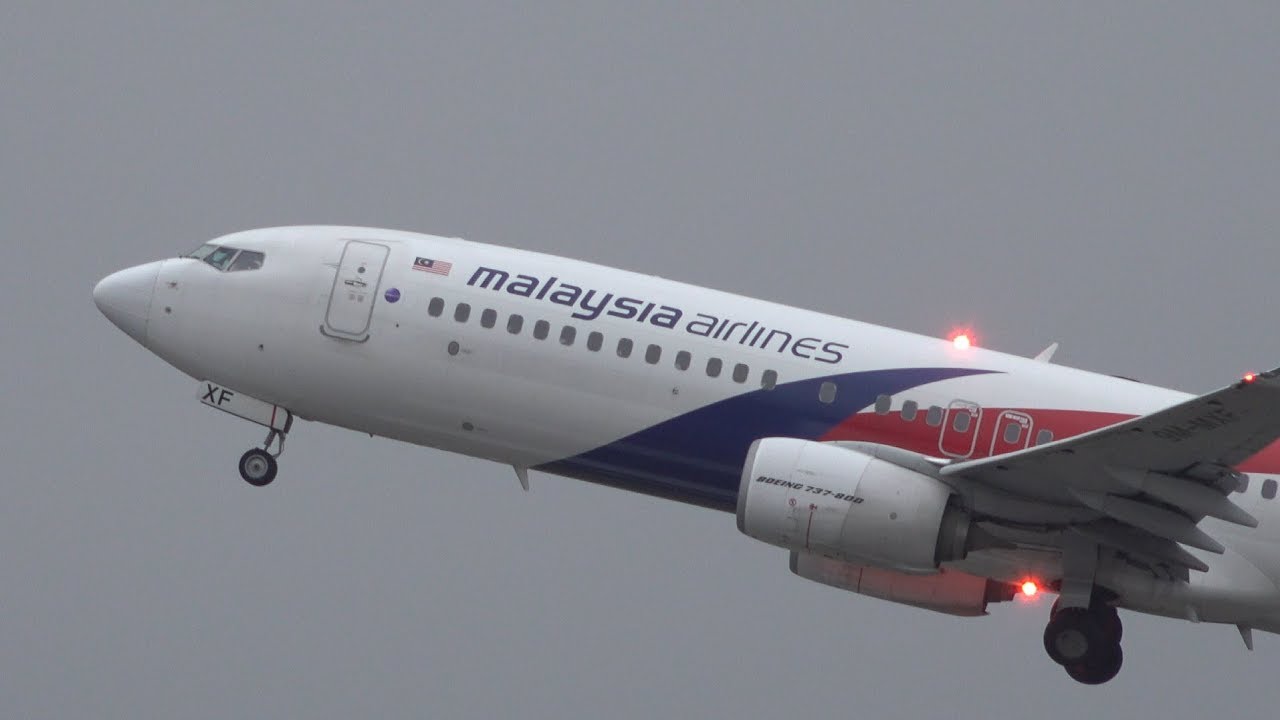 Malaysia Airlines Boeing 737-800 9M-MXF Takeoff from NRT 34R - YouTube