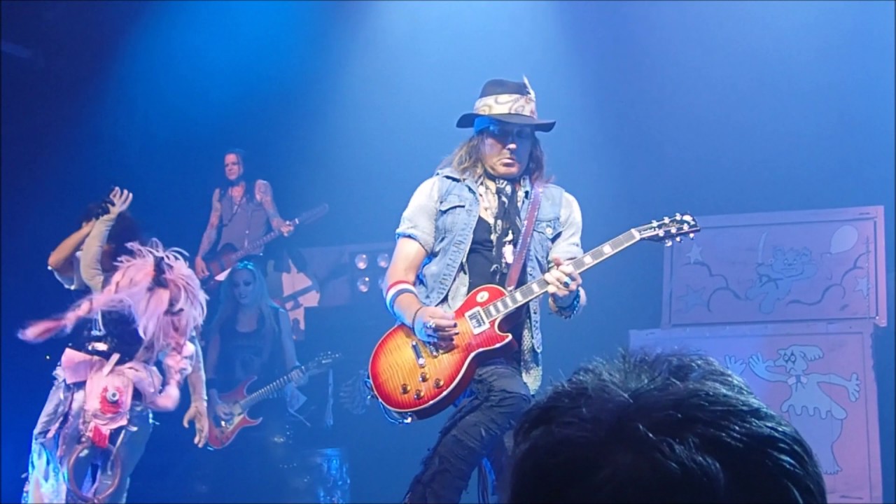 Alice Cooper - Cold Ethyl - Alabama Theatre - Birmingham, May 2, 2017 ...