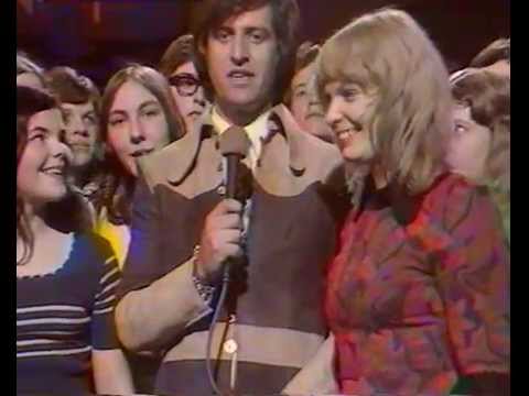 TOTP PLAYOUT CREDITS & DANCERS JUNE 1972 HQ - YouTube
