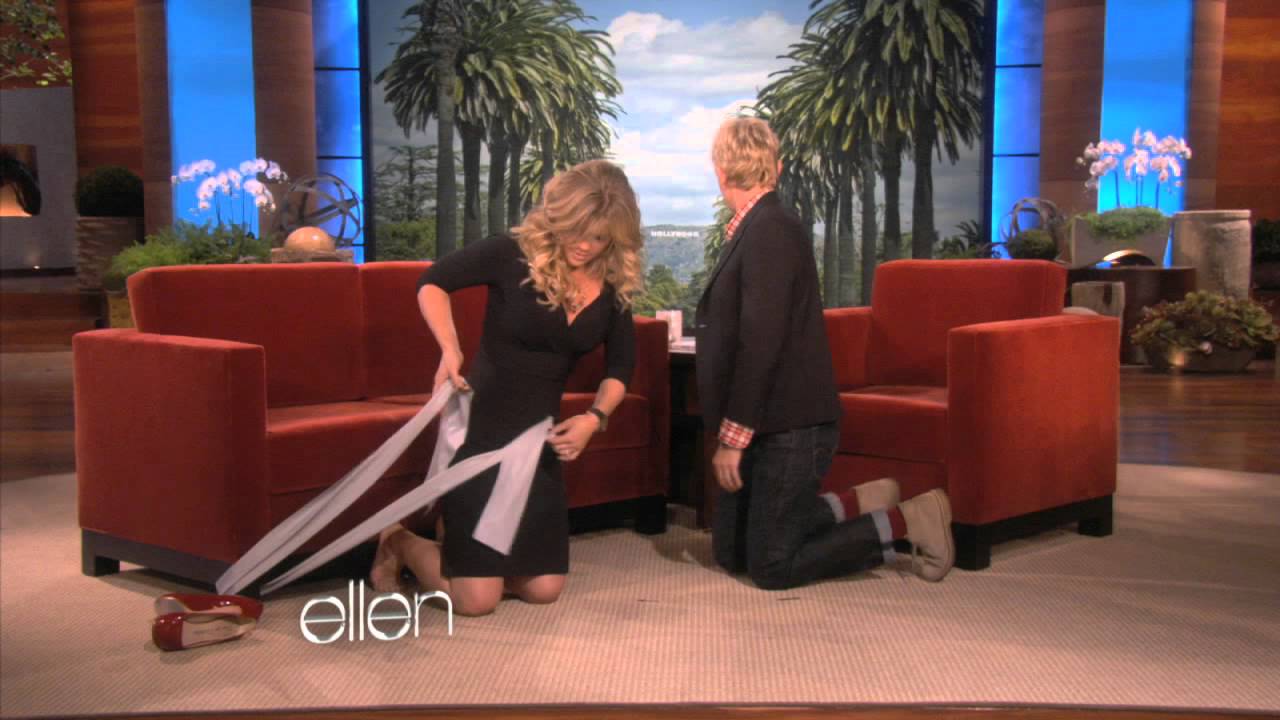 Alison Sweeney's Home Workout - YouTube