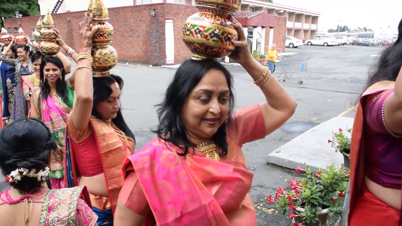 Janki Patel- Janu- Wedding Mehdi & Mameru Ceremony-Varadh 1 - YouTube