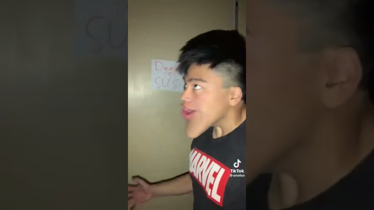 Very SUS Meme 🤨📸 - YouTube