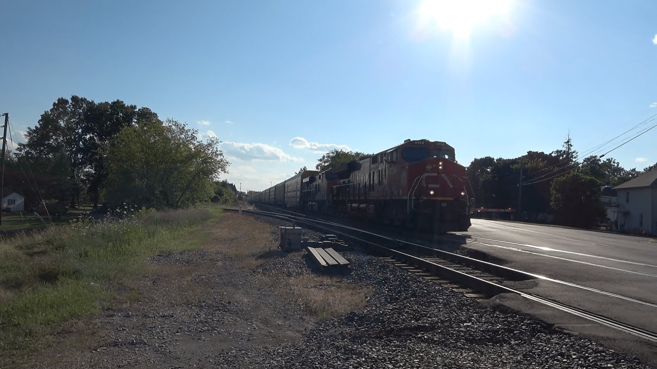 Chasing CN E274 from Durand to Lapeer MI! - YouTube