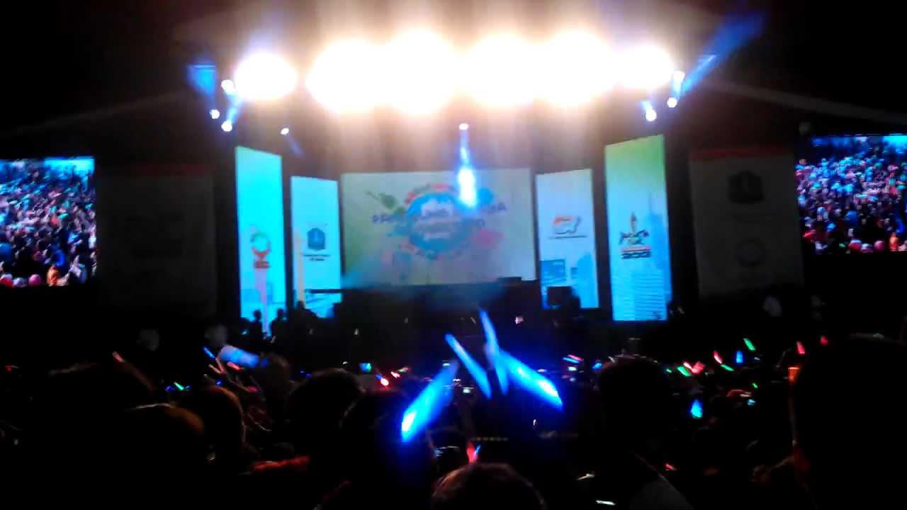 [FANCAM] 120624 - JKT48 - Overture + Heavy Rotation - YouTube Music