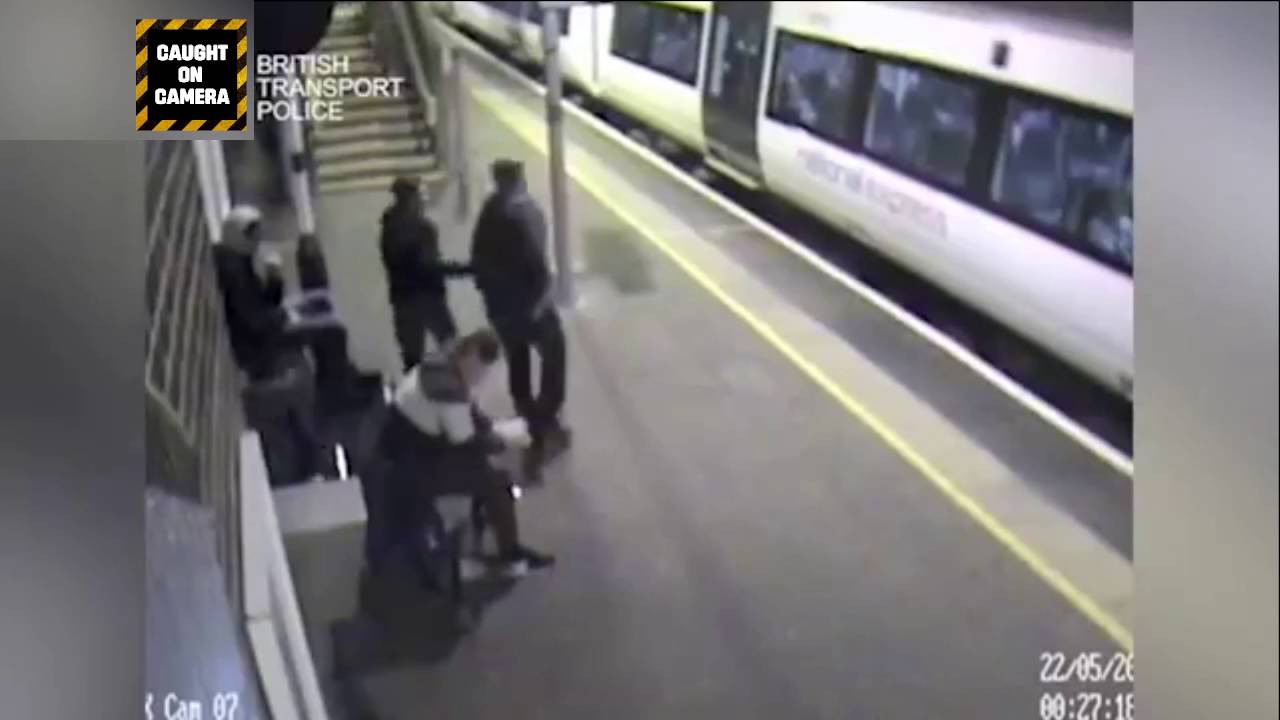 Watch the horrific moment a teen throws acid at 5 friends in UK - YouTube