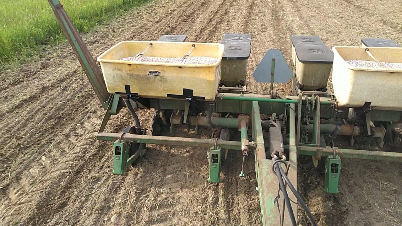 Planter monitor actually did it's job. - YouTube