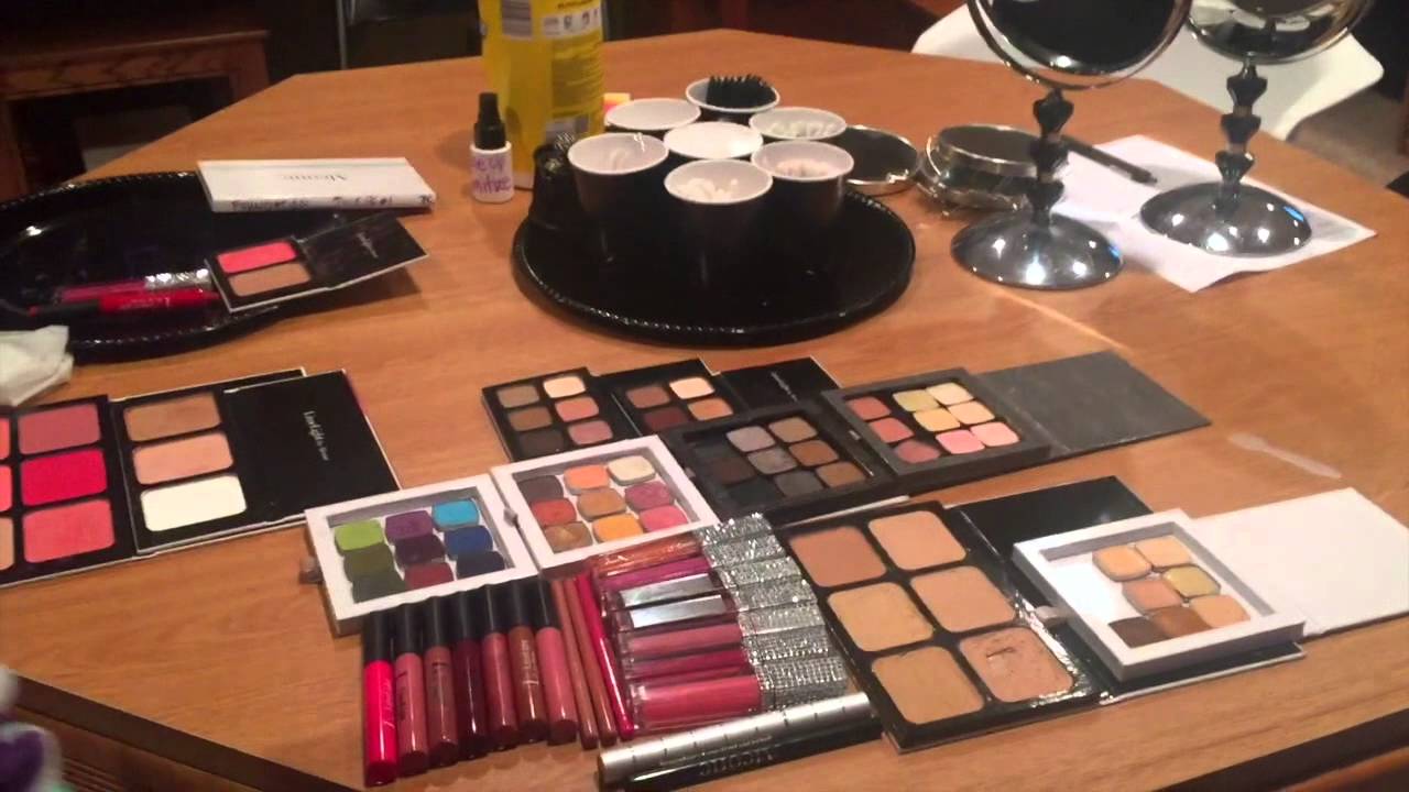 How to Clean Your Makeup Kit - YouTube
