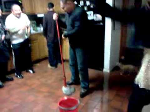 the new mop dance - YouTube