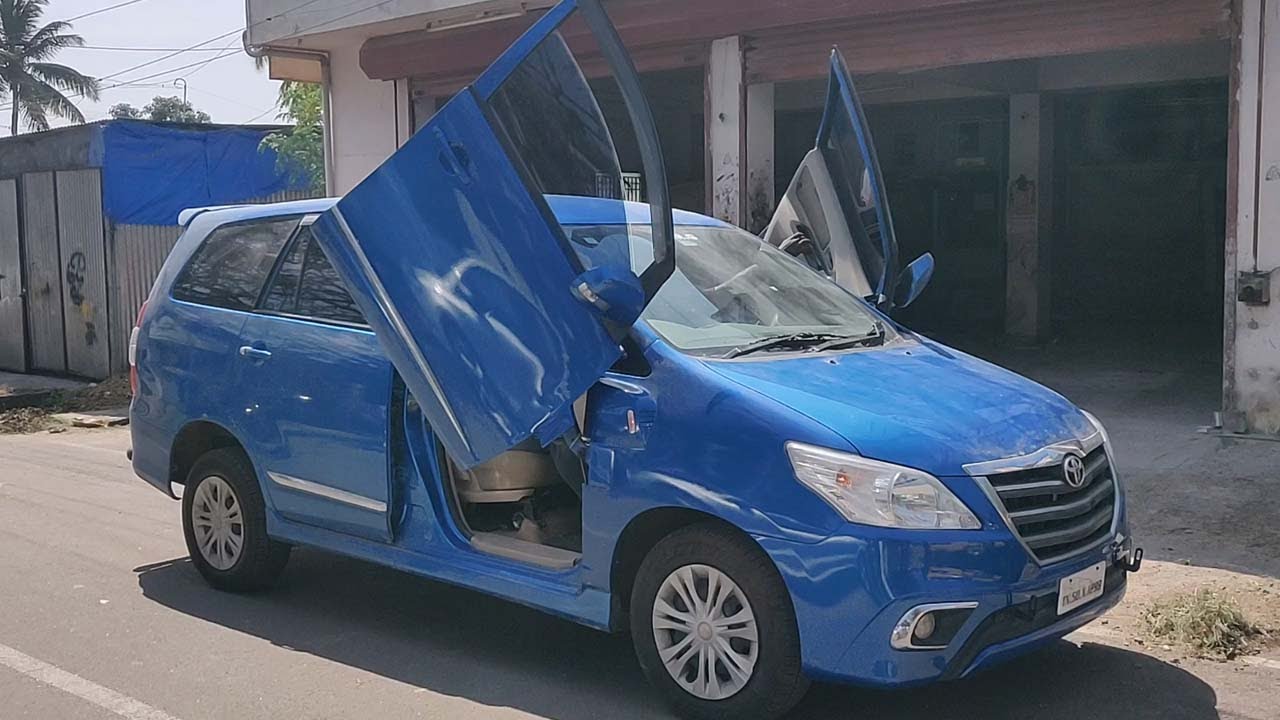 Toyota Innova Modified | Innova Butterfly Doors | innova Modification ...