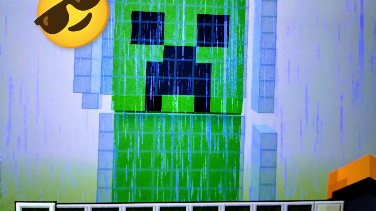 building a Charged Creeper in Minecraft - YouTube