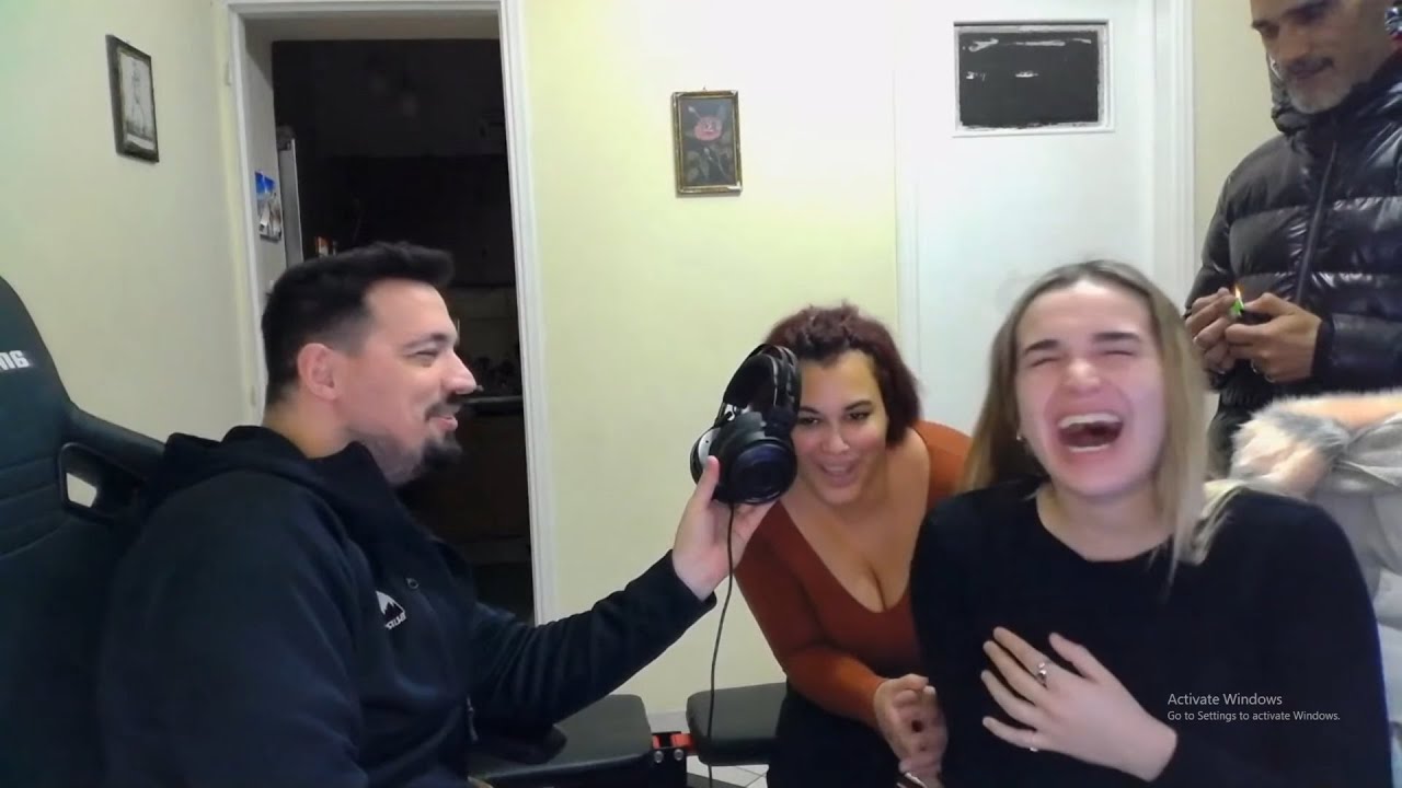 Red Dragon Μιλαει με τον Fake Red Dragon - Τρελο Γελιο - YouTube