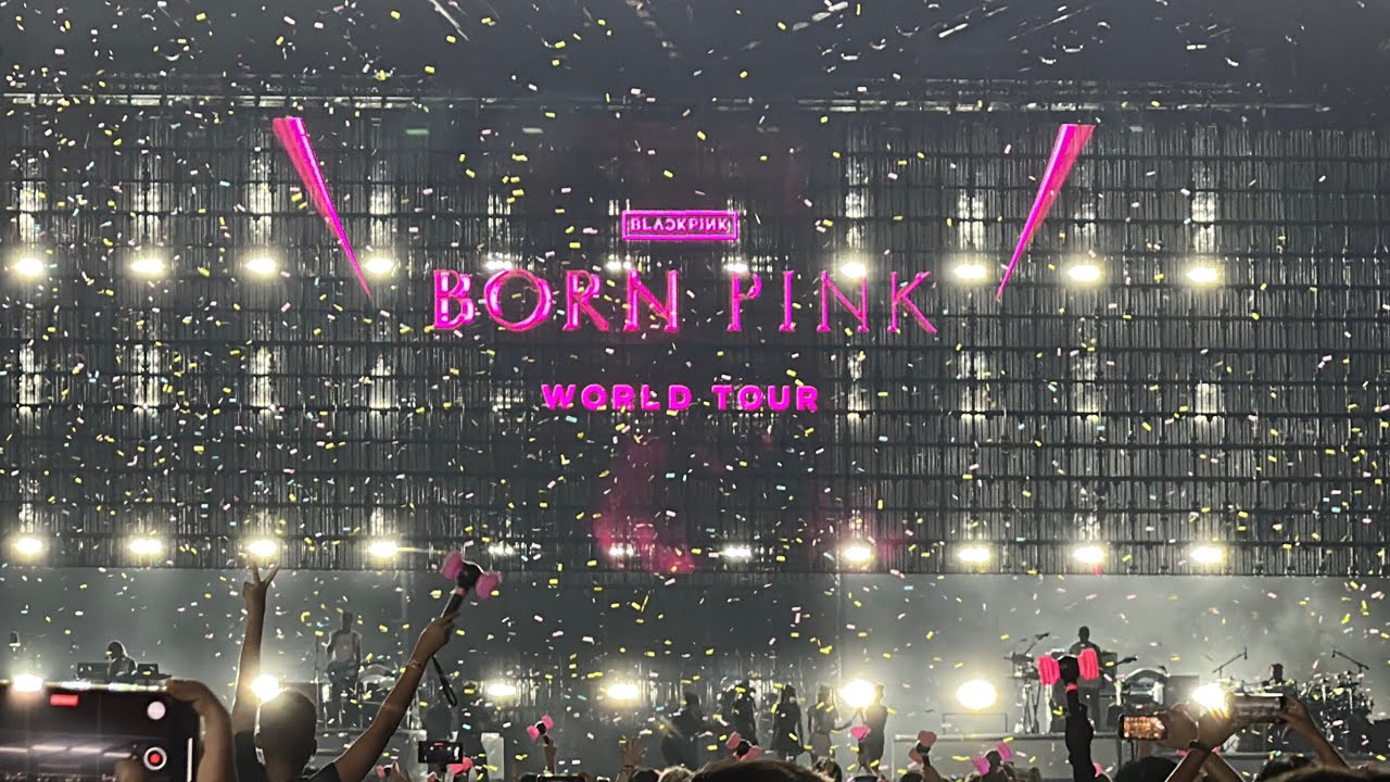 Blackpink In Your Area Hanoi ๐ค๐ฉท ๋ธ๋ํํฌ ํ๋
ธ์ด Youtube