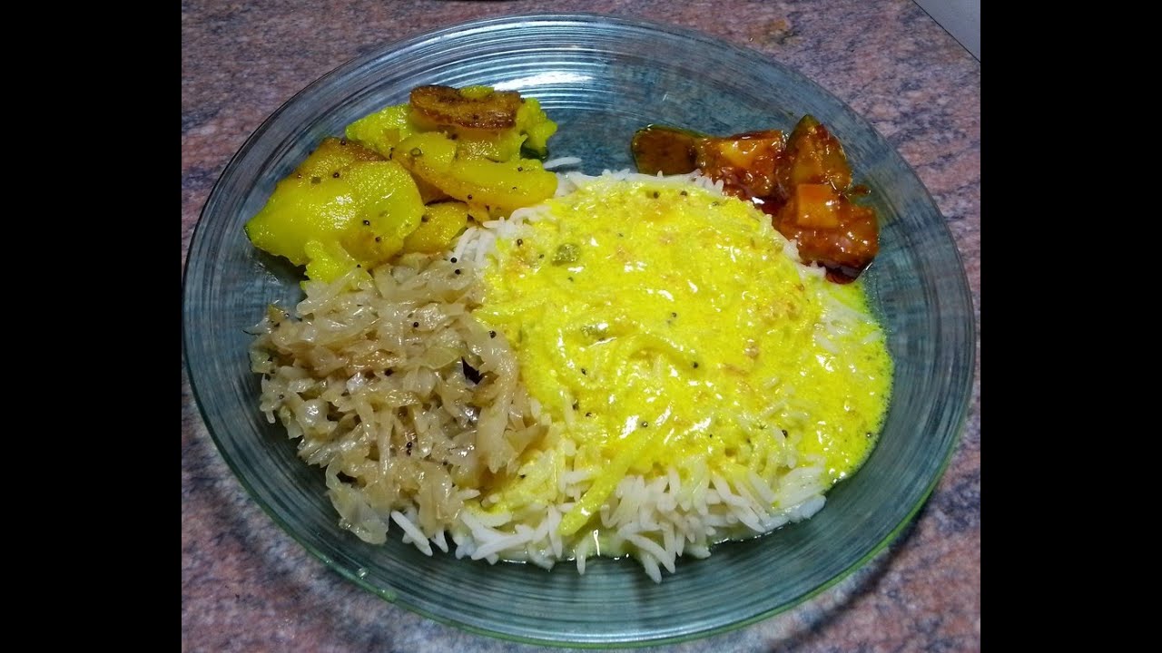 Classic Khuri Kitchri with Aaloo Fry | Home-Style Cooking - YouTube